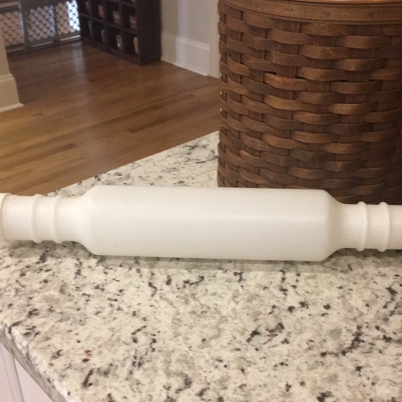 Tupperware | Kitchen | Chill Fill And Roll Tupperware Rolling Pin ...